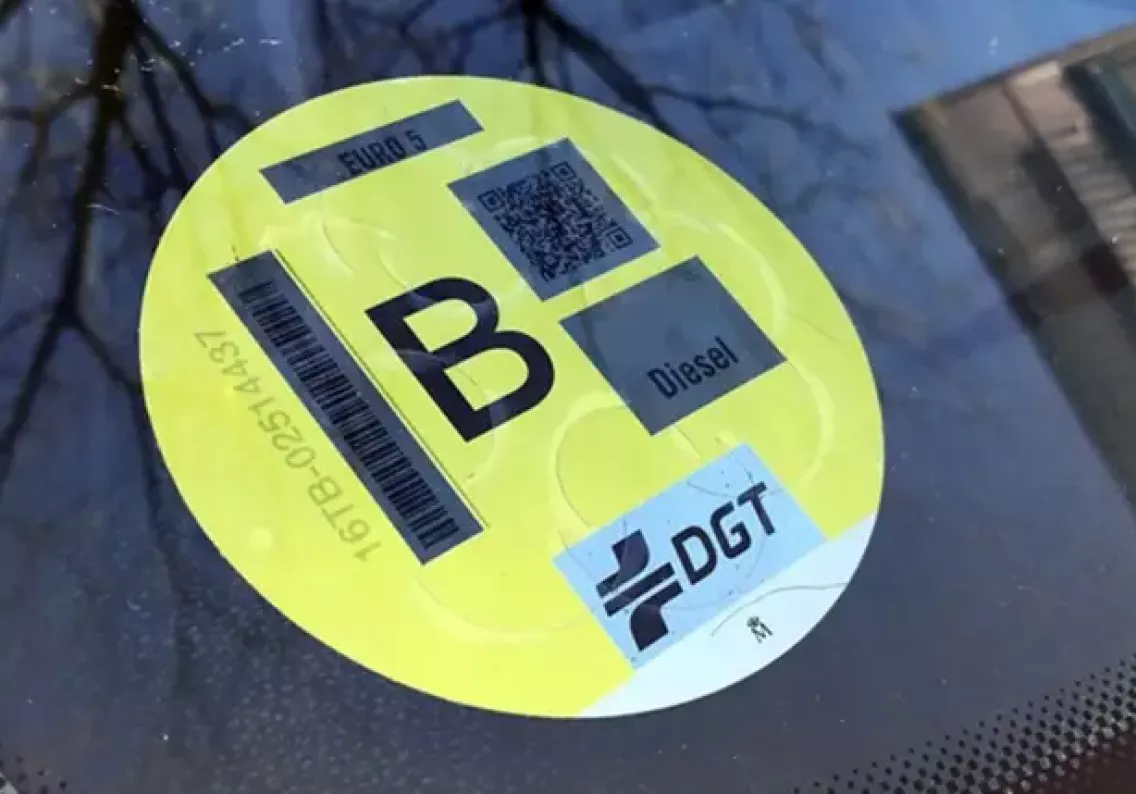 Etiquetas DGT: ¿cuáles son y qué etiqueta tiene tu coche?